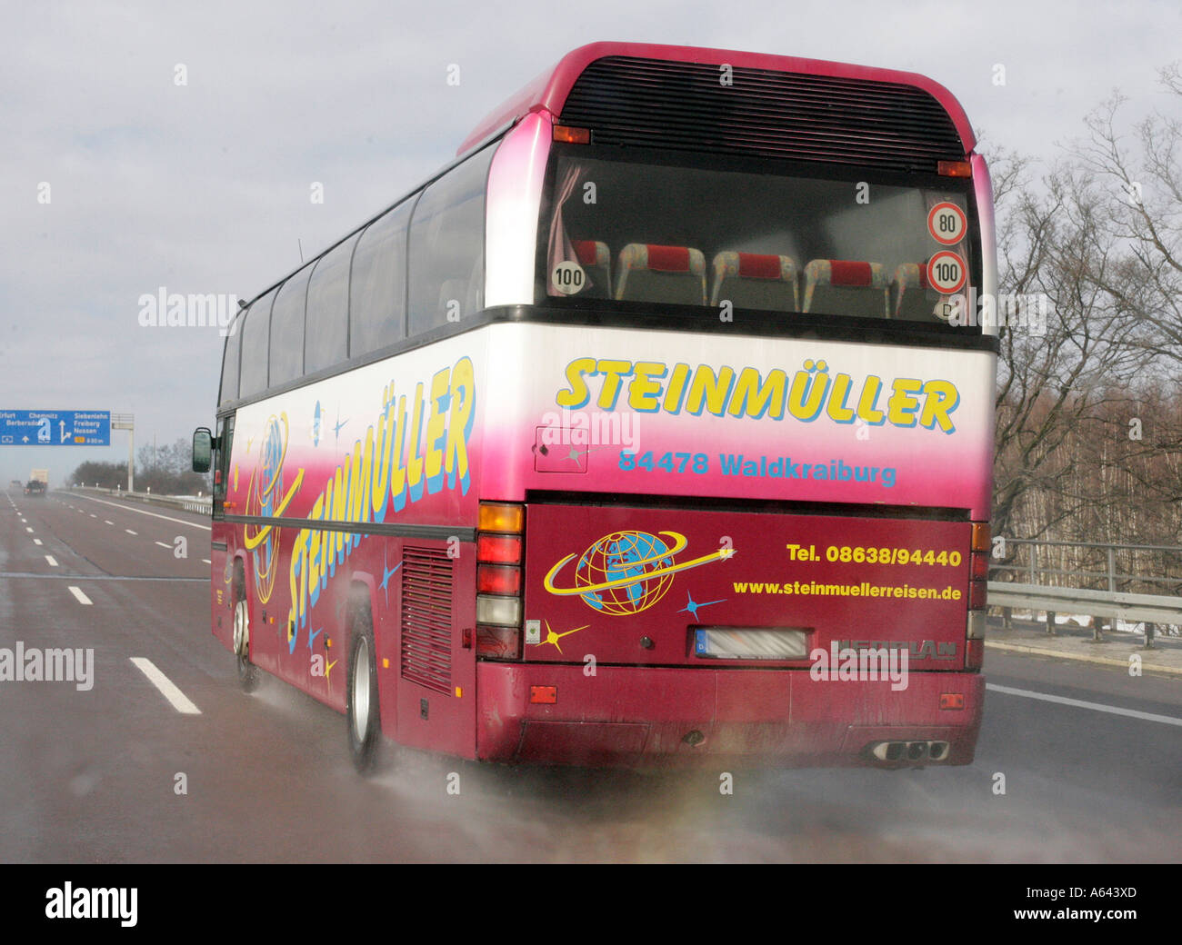 Overland bus hi-res stock photography and images - Alamy