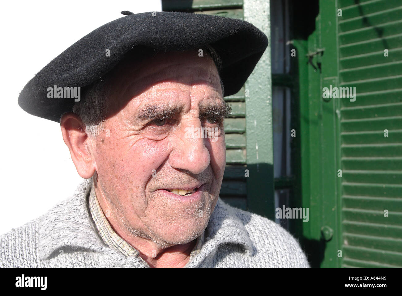 Txapela hi-res stock photography and images - Alamy