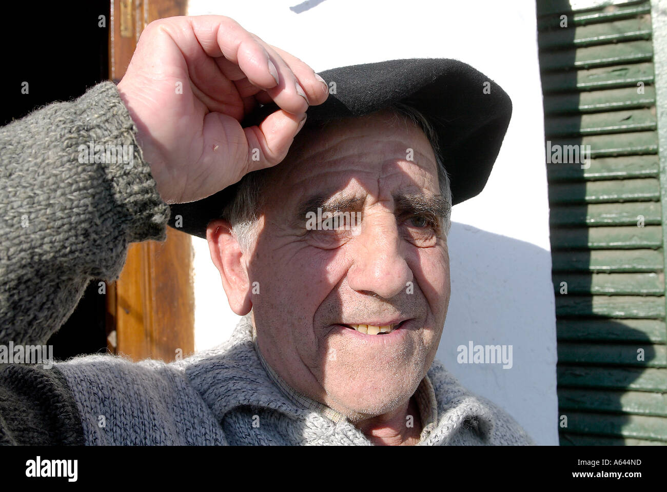 Txapela hi-res stock photography and images - Alamy