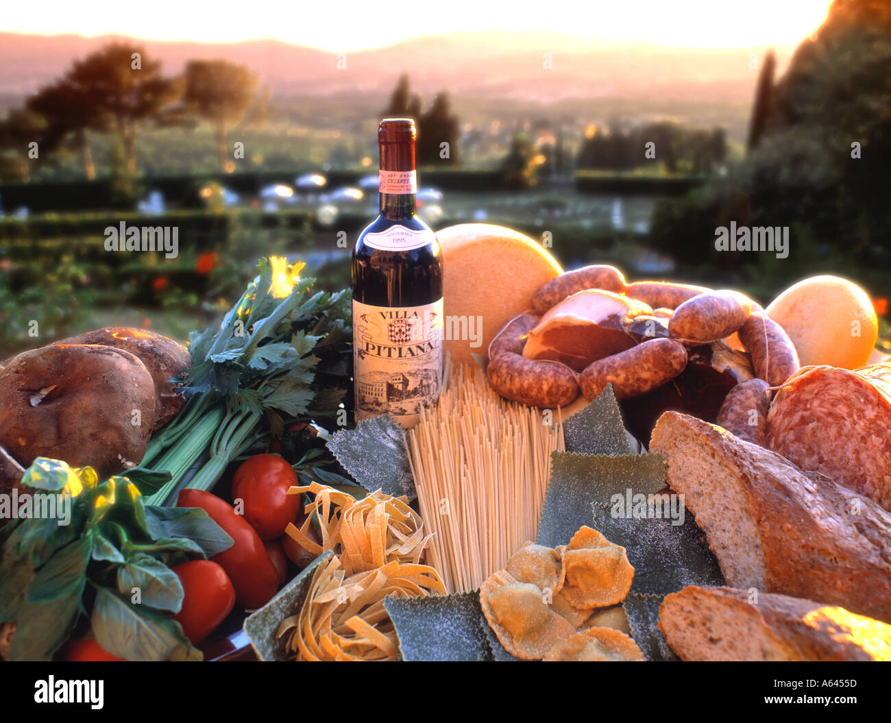 Tuscany food still life hi-res stock photography and images - Alamy