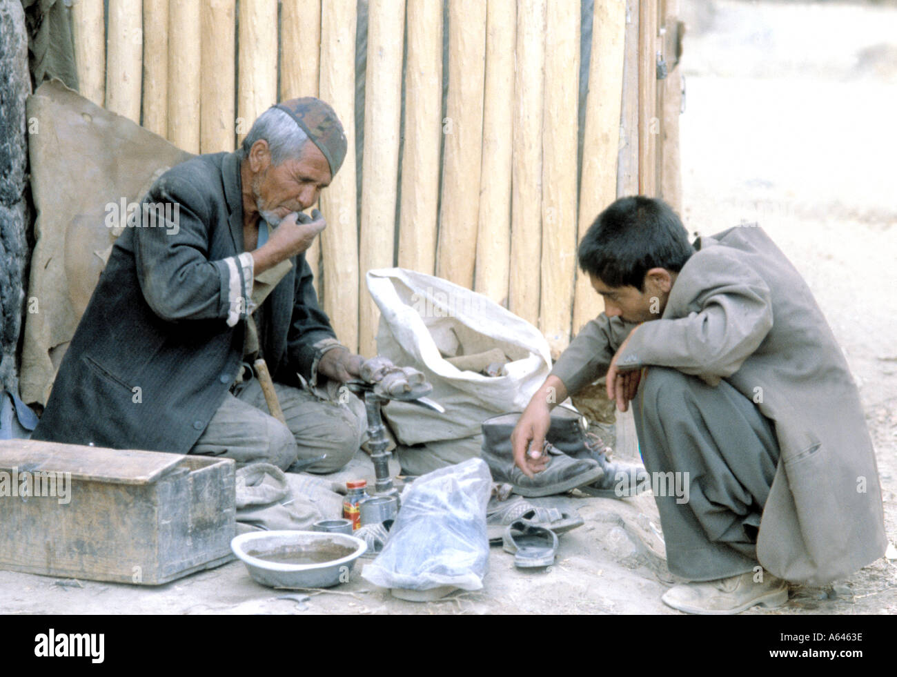 Street cobbler hi-res stock photography and images - Alamy