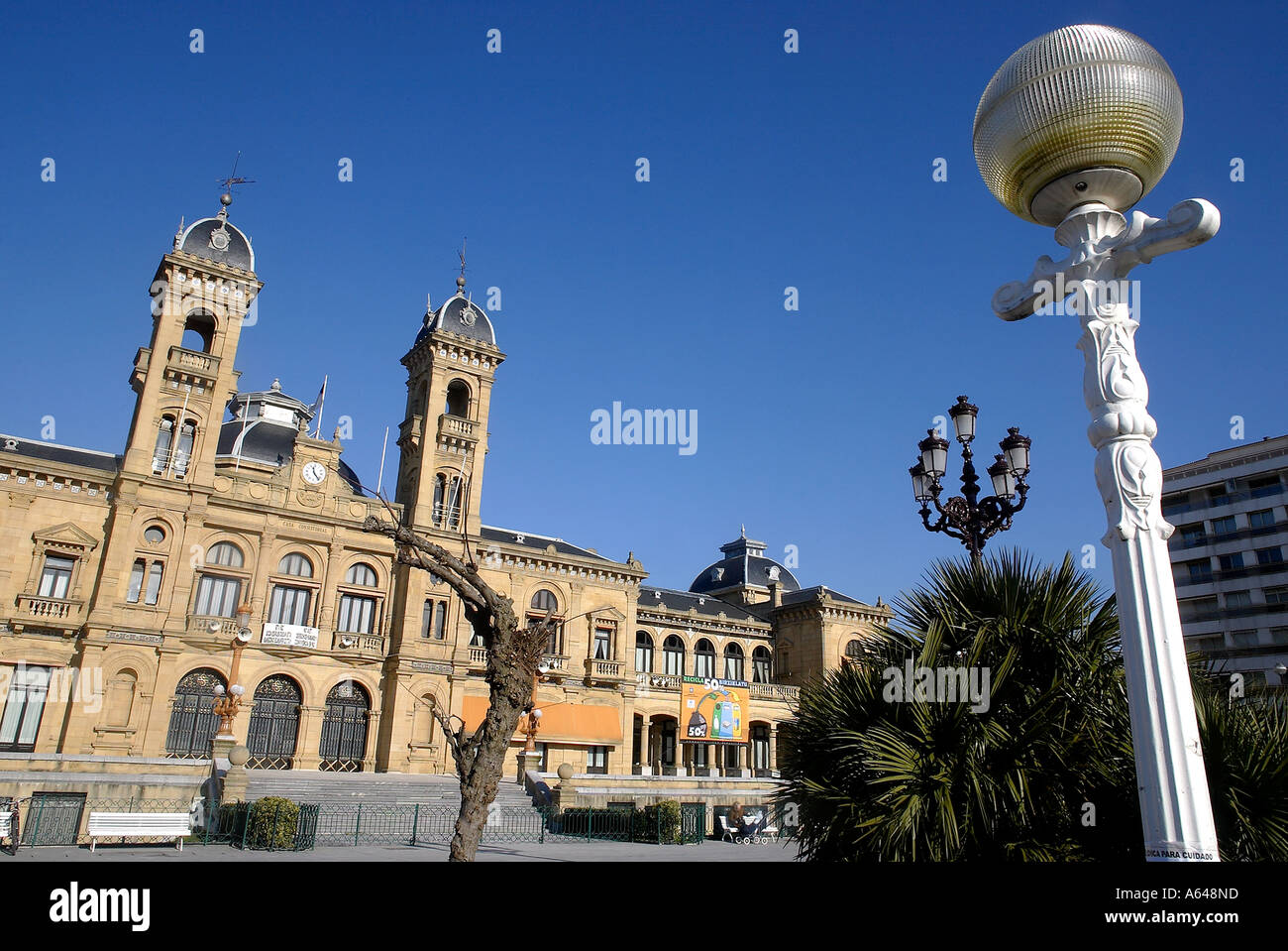 THE TOWNHALL IN DONOSTIA SAN SEBASTIAN CITY GUIPUZCOA EUZKADI BASQUE ...