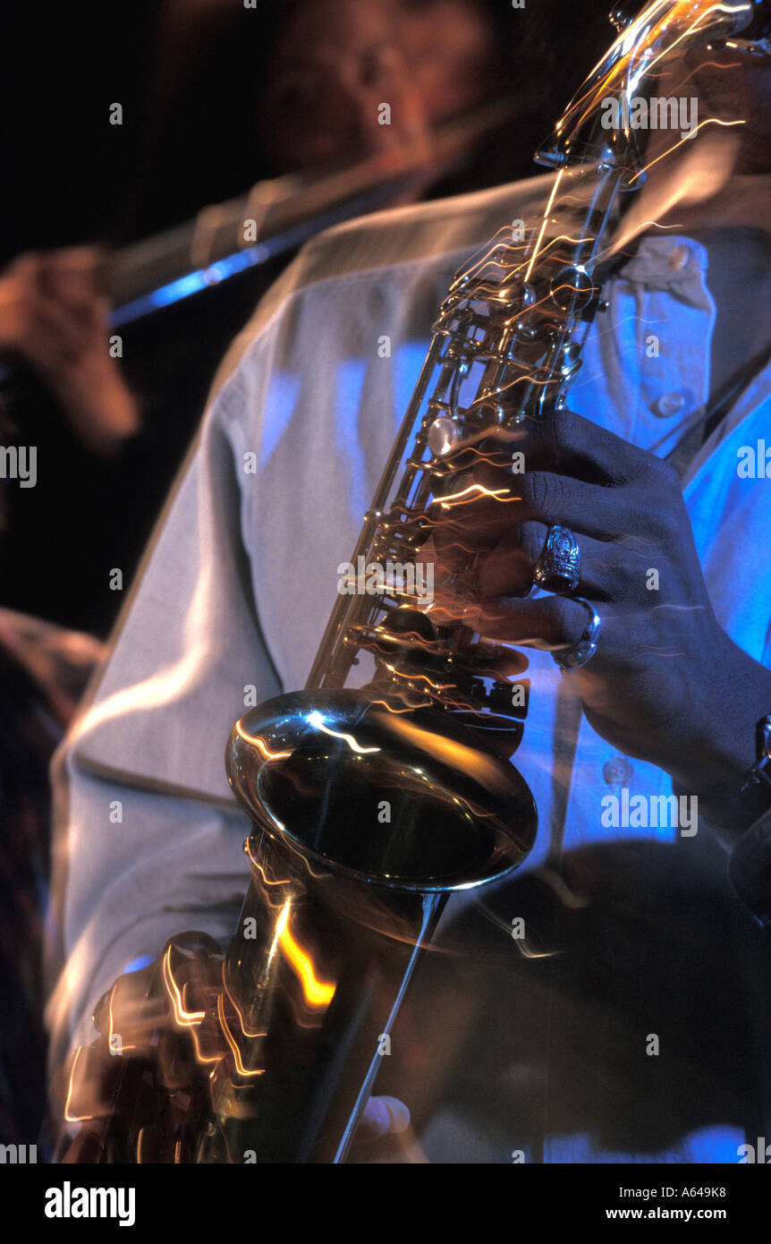 Jazz saxaphone player Stock Photo - Alamy