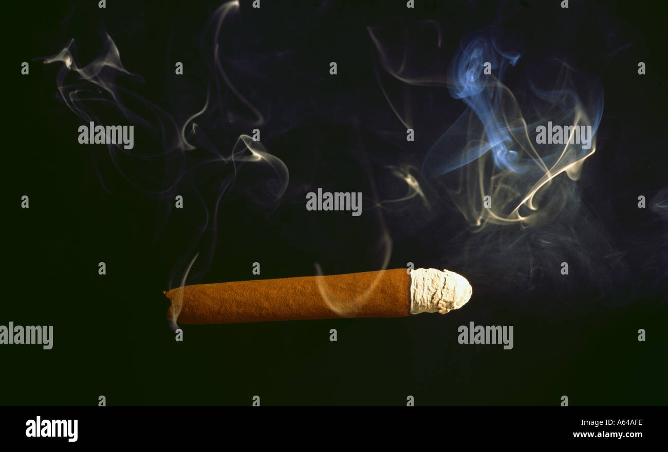 cigar tobacco smoking smoker smoke Stock Photo - Alamy
