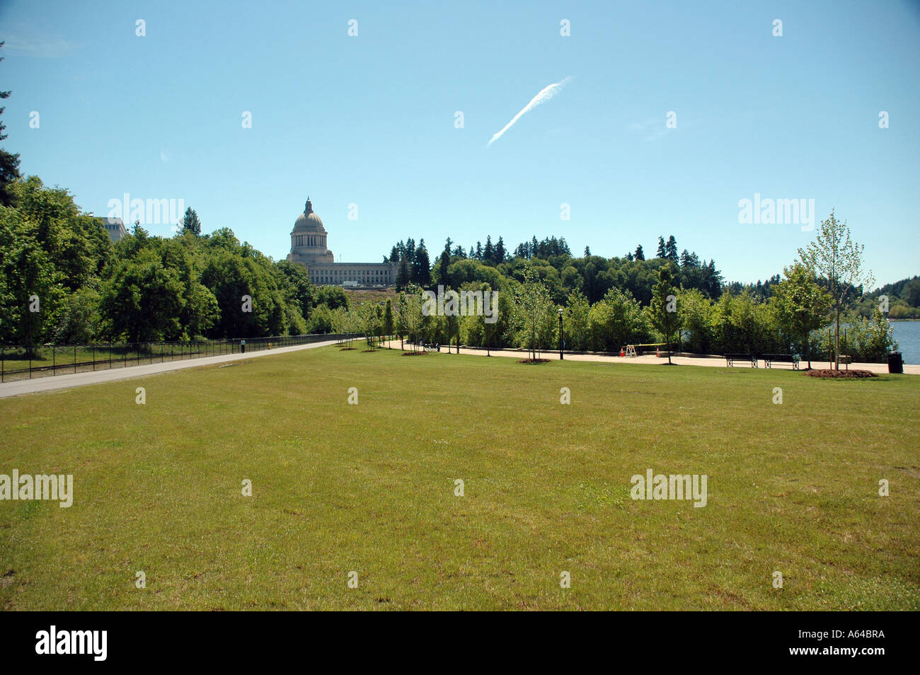 A view of the Capitol Building from Capitol Lake Park Stock Photo - Alamy