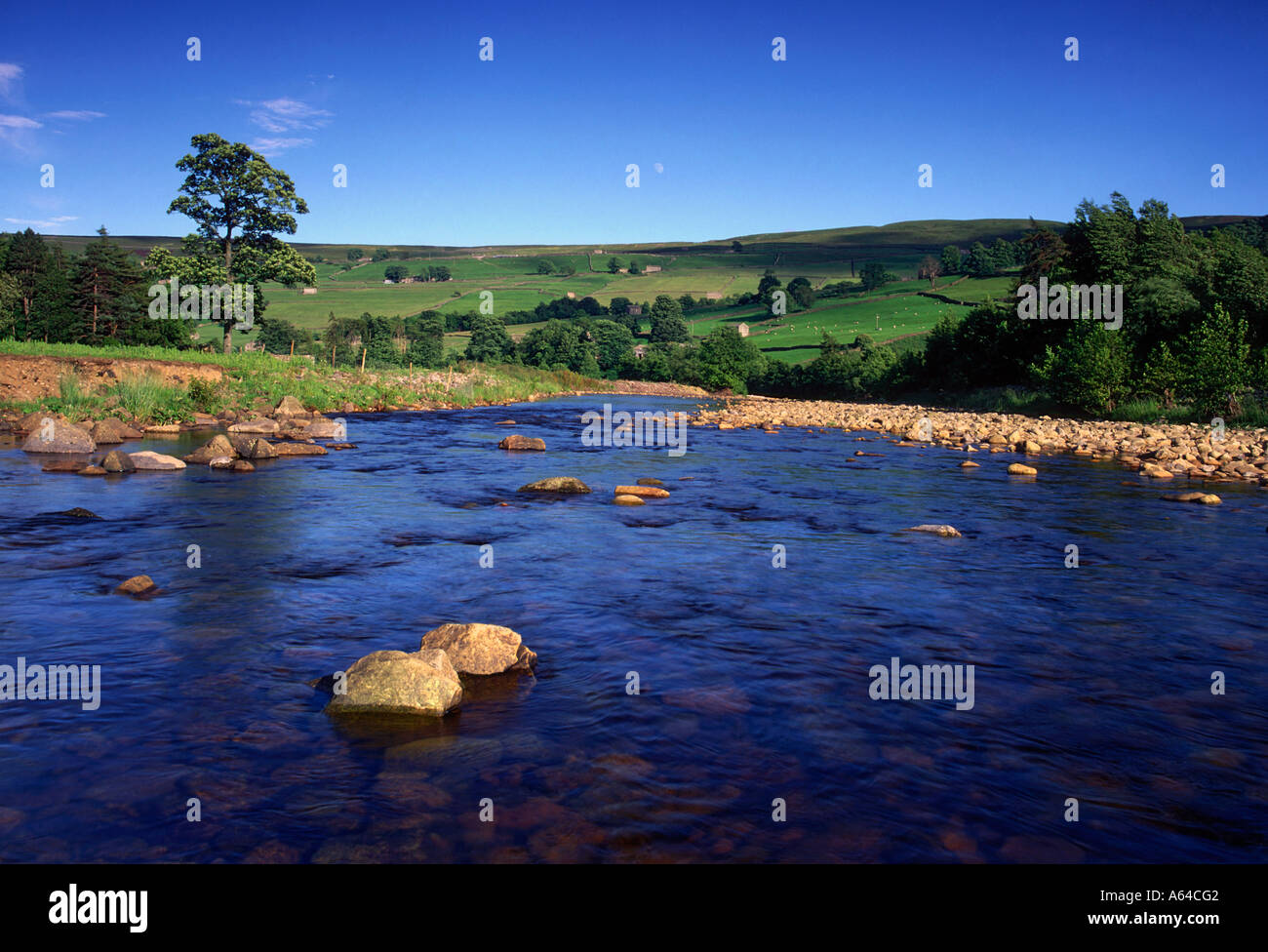 The river Swale near Gunnerside in the Yorkshire Dales Stock Photo - Alamy