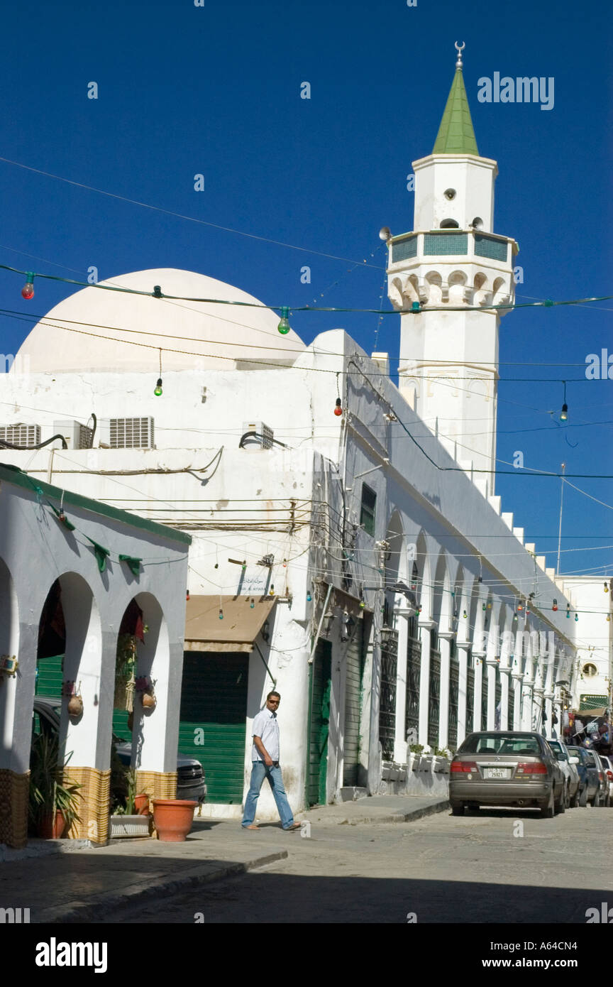 Shopping lane in the historic center of Tripoli, Libya Stock Photo - Alamy
