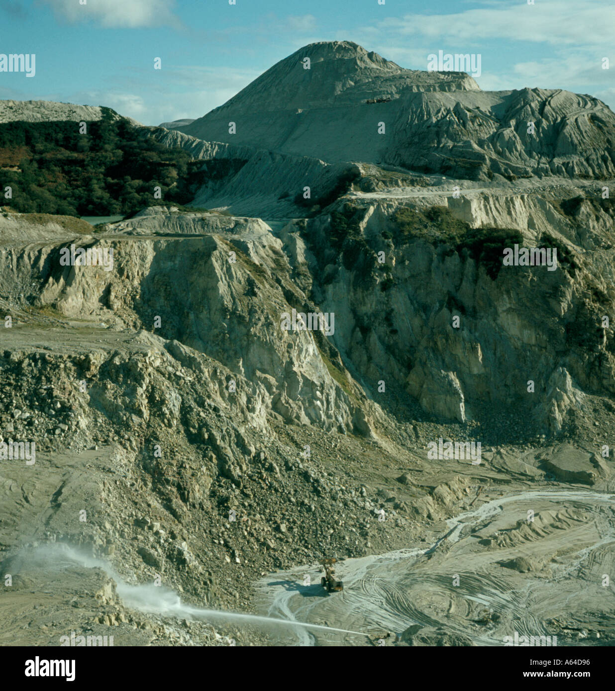 China clay workings, near St Austell, Cornwall, England, UK Stock Photo ...