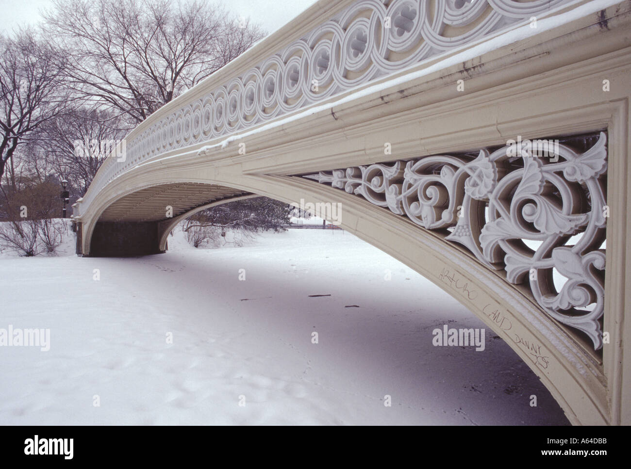 New York City Central Park Bow bridge Stock Photo - Alamy