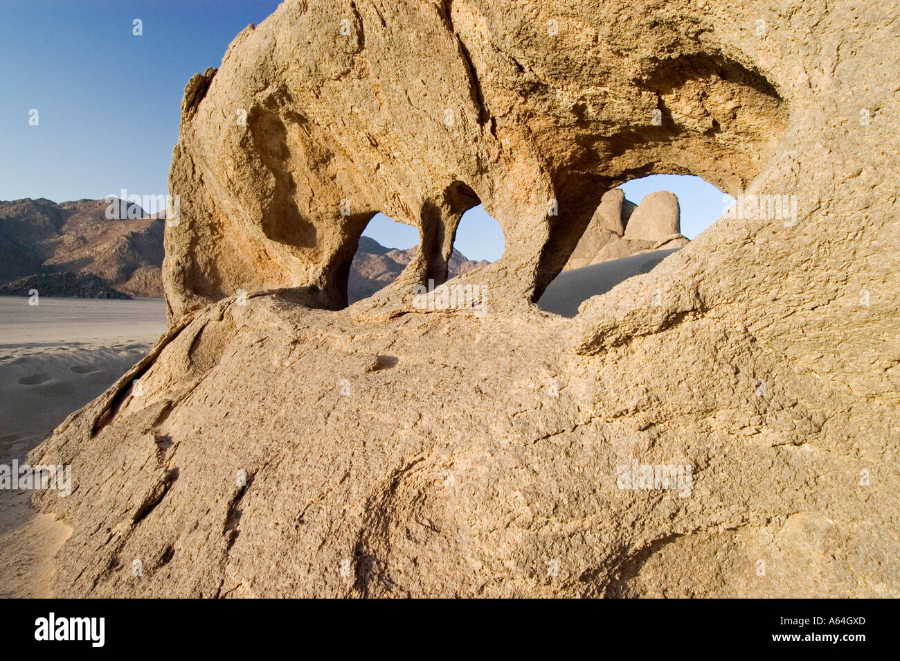 Hole in the rock, Jebel Uweinat, Jabal al Awaynat, Libya Stock Photo ...