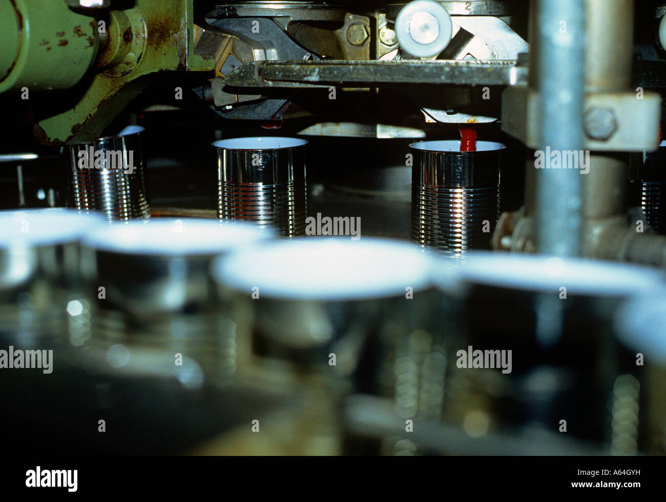 Tomato sauce factory hi-res stock photography and images - Alamy