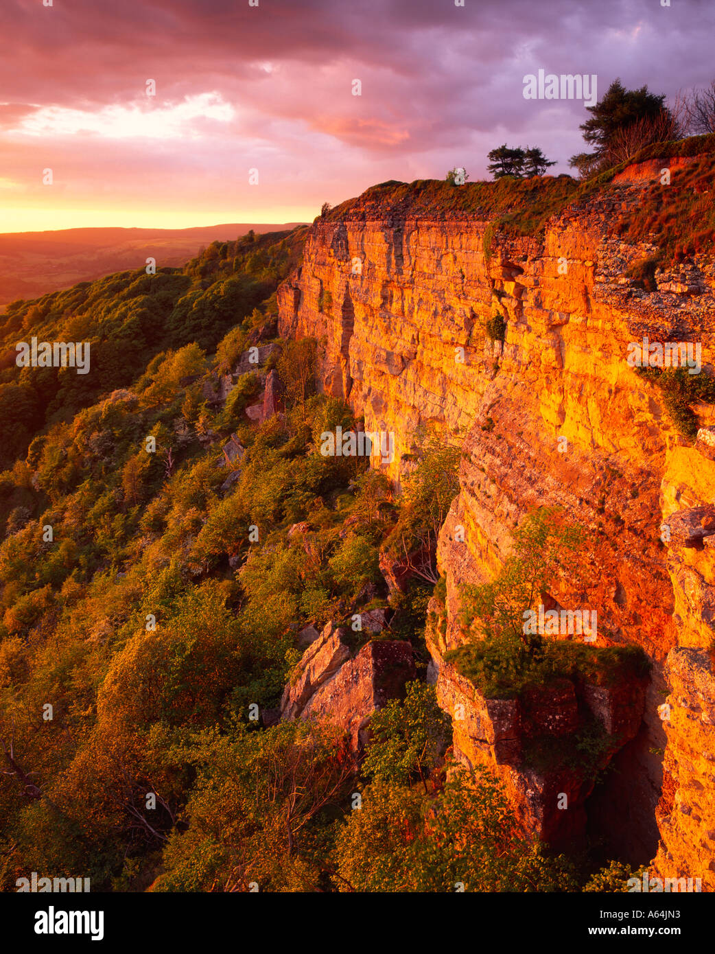 Whitestone Cliff at sunset near Sutton Bank in the North York Moors ...