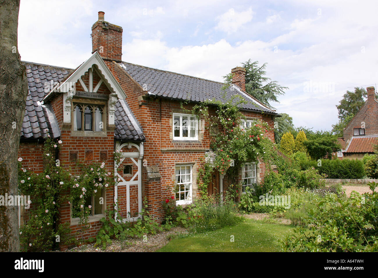 UK Norfolk Broads Salhouse house in Lower Road Stock Photo - Alamy