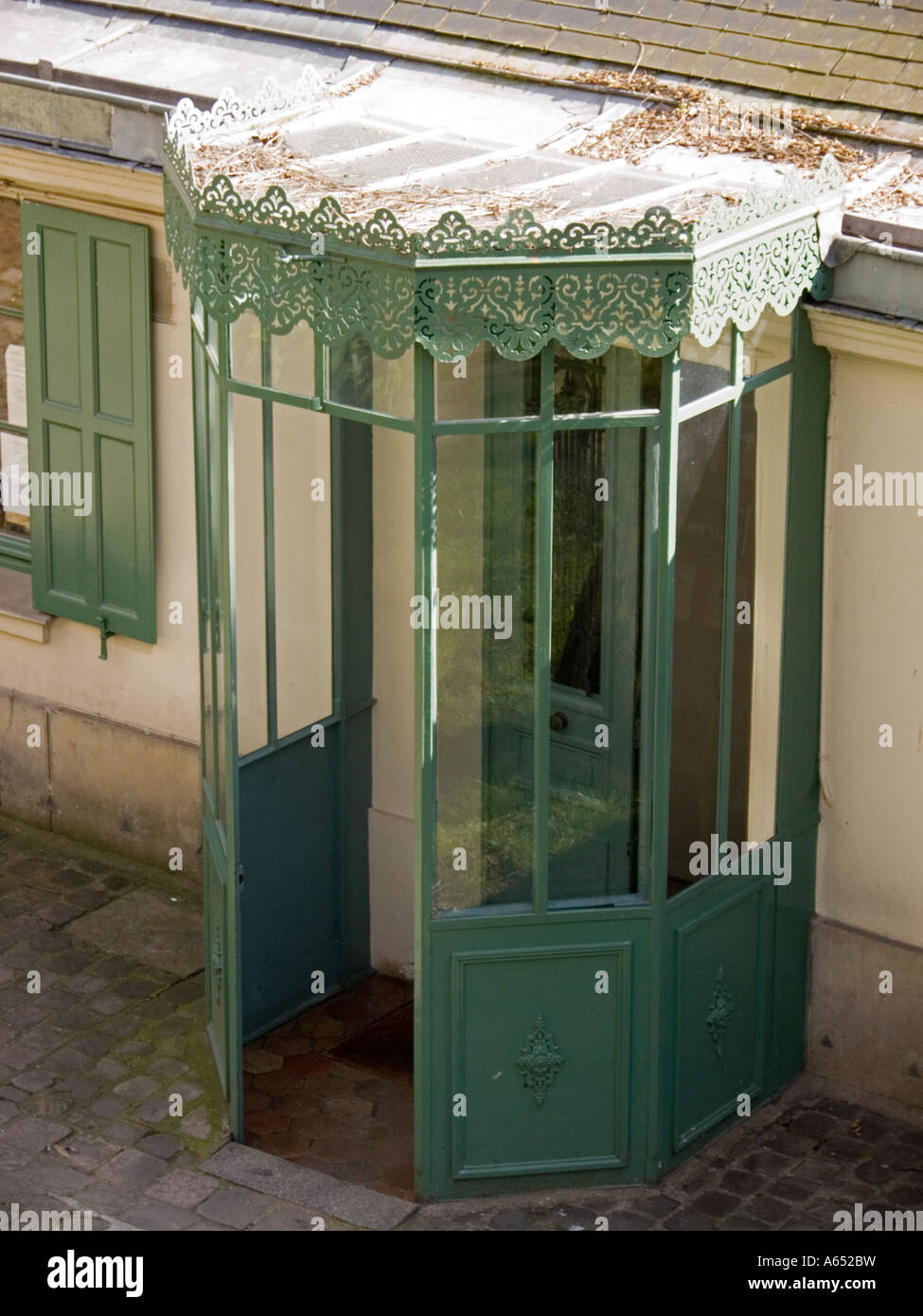 Entrance of Balzac's house, Seizième Arrondissement, Paris, France ...