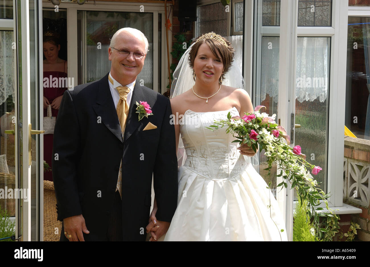 Father of the bride 2 hi-res stock photography and images - Alamy