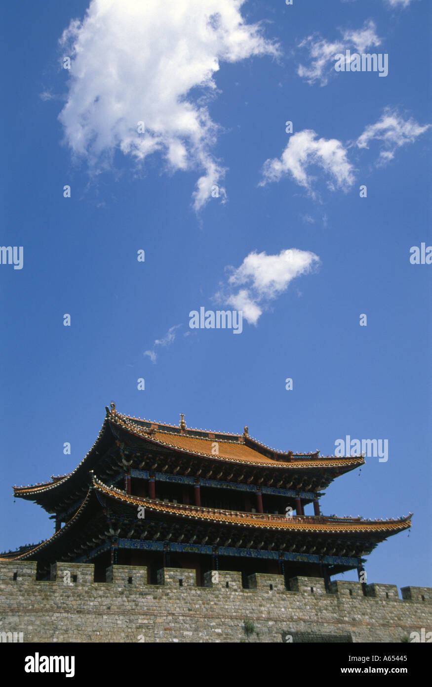 Gate dali china hi-res stock photography and images - Alamy