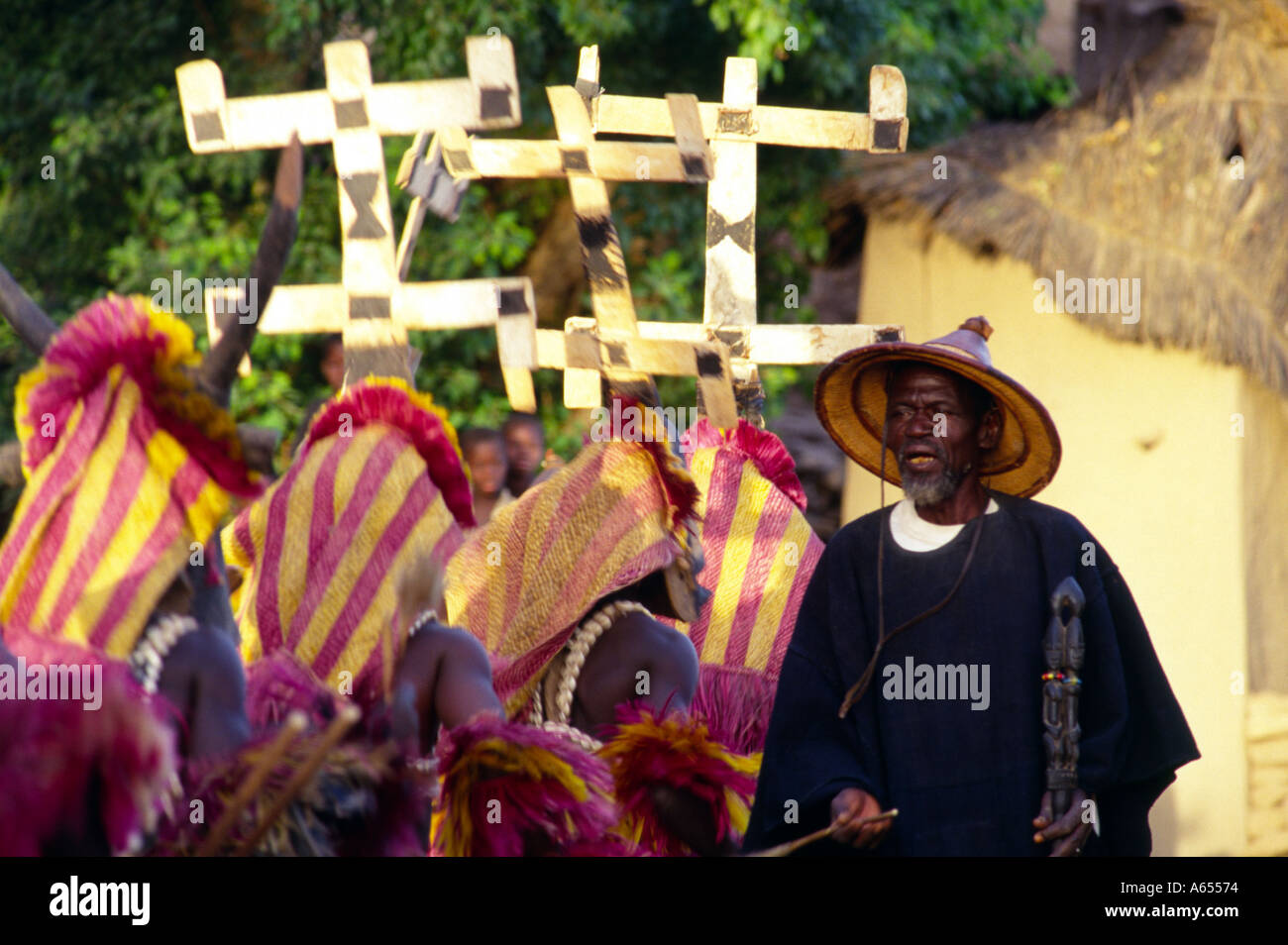 Funeral dance hi-res stock photography and images - Alamy