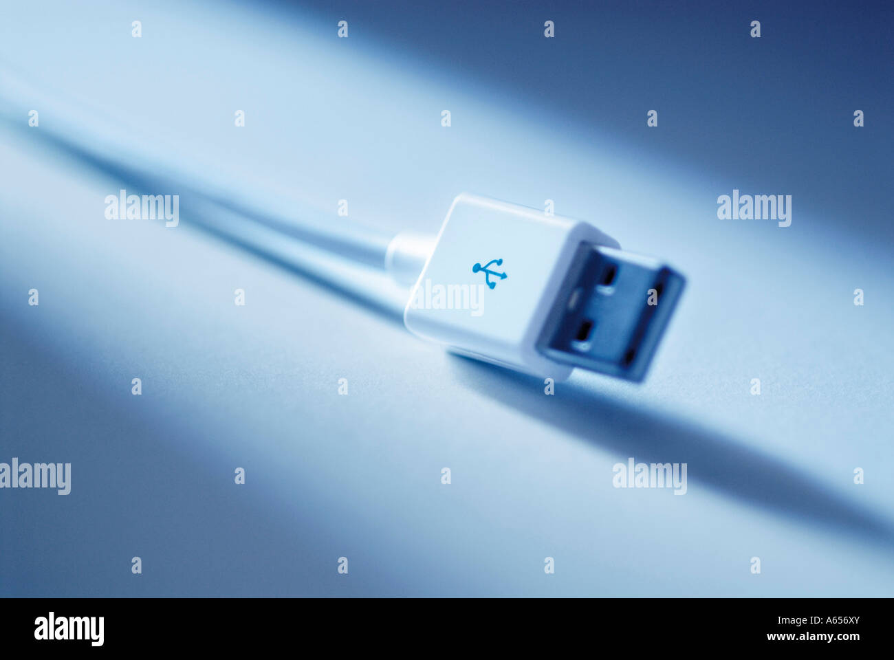 Usb connection cords hi-res stock photography and images - Alamy