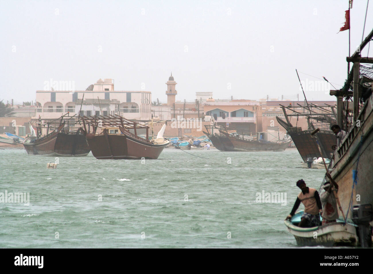 Traditional omani sailing vessels hi-res stock photography and images ...