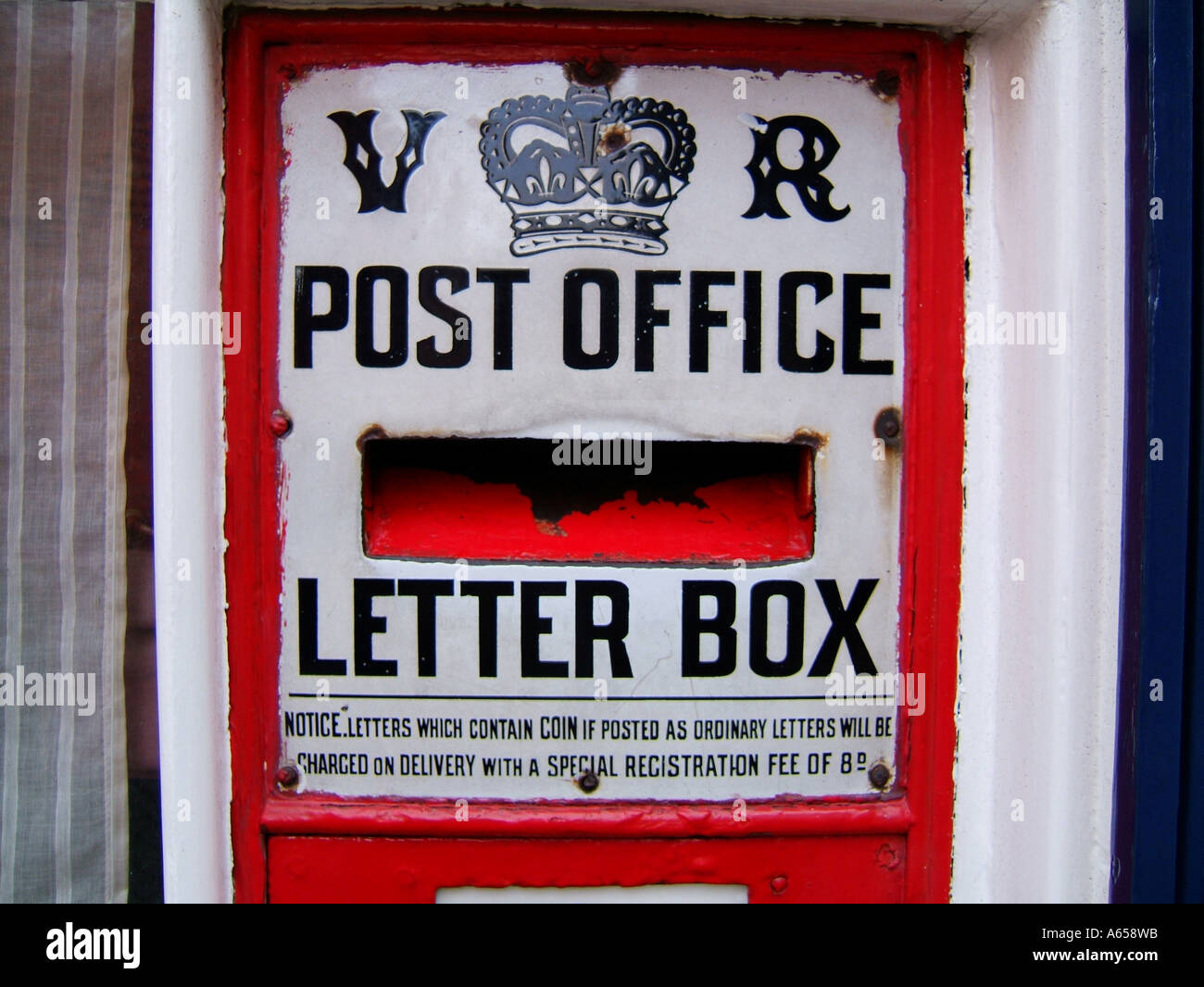 Old fashioned letter box Stock Photo - Alamy