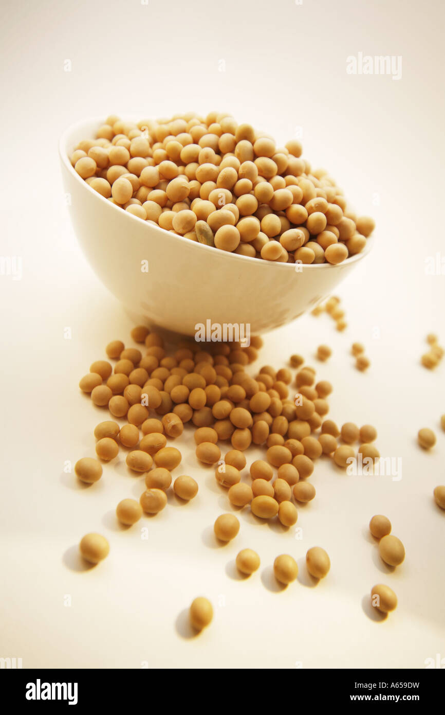 Overflowing Bowl of Soya Beans Stock Photo - Alamy