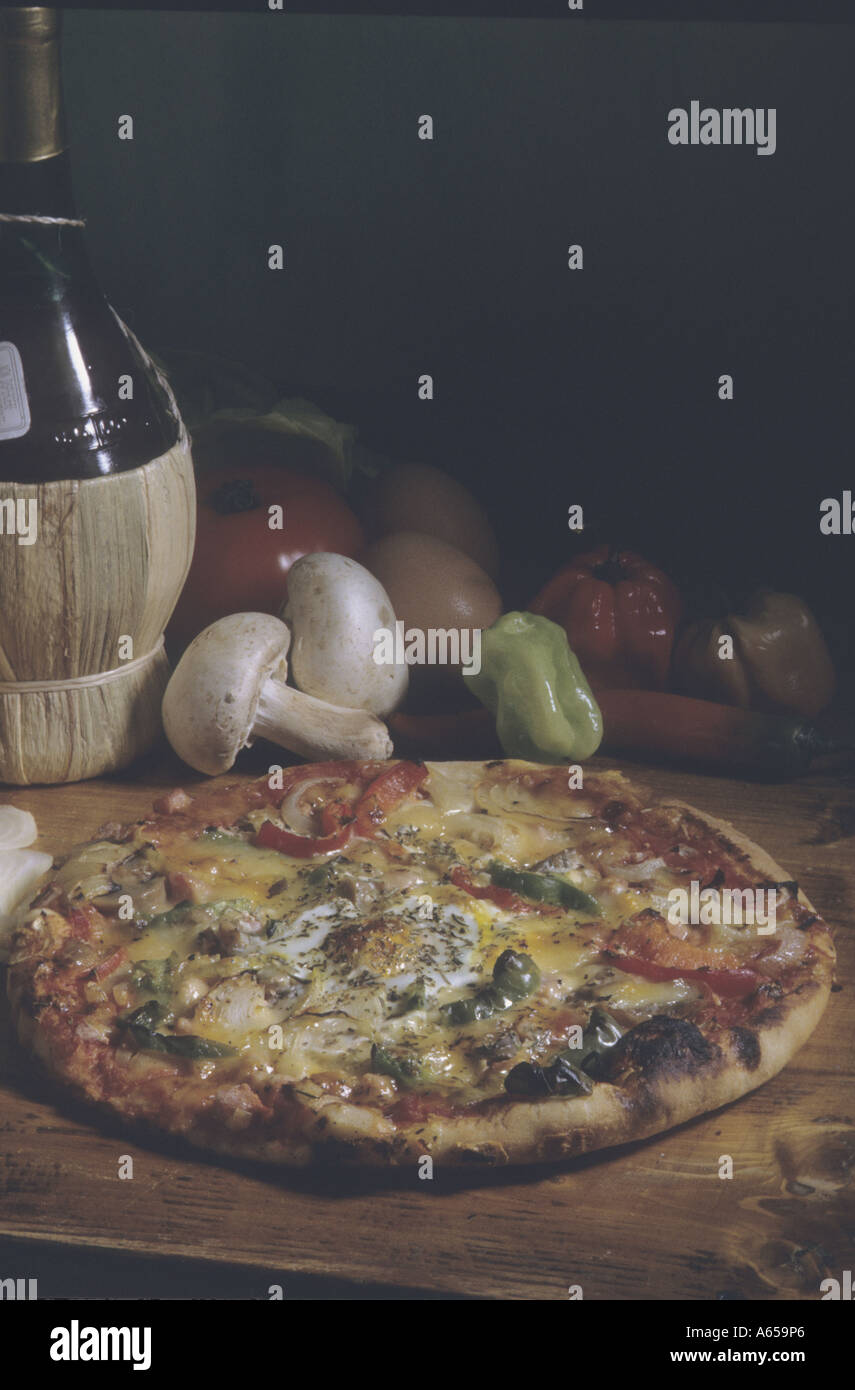 Kitchen chianti hi-res stock photography and images - Alamy