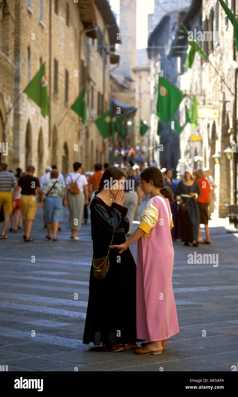 Girls in Medieval Costume San Gimignano Tuscany Italy Stock Photo - Alamy