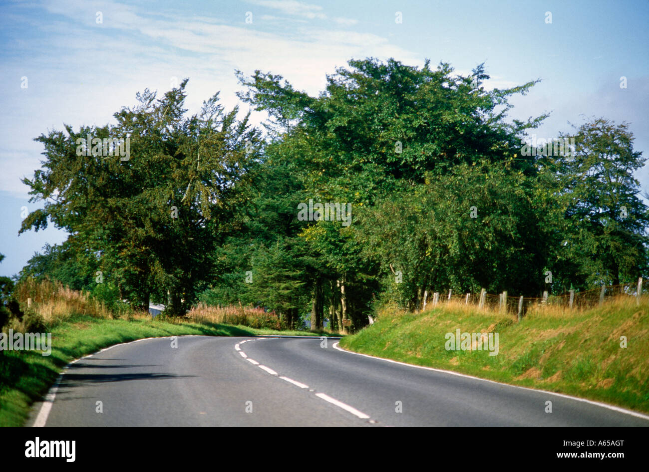 Country road wales hi-res stock photography and images - Alamy