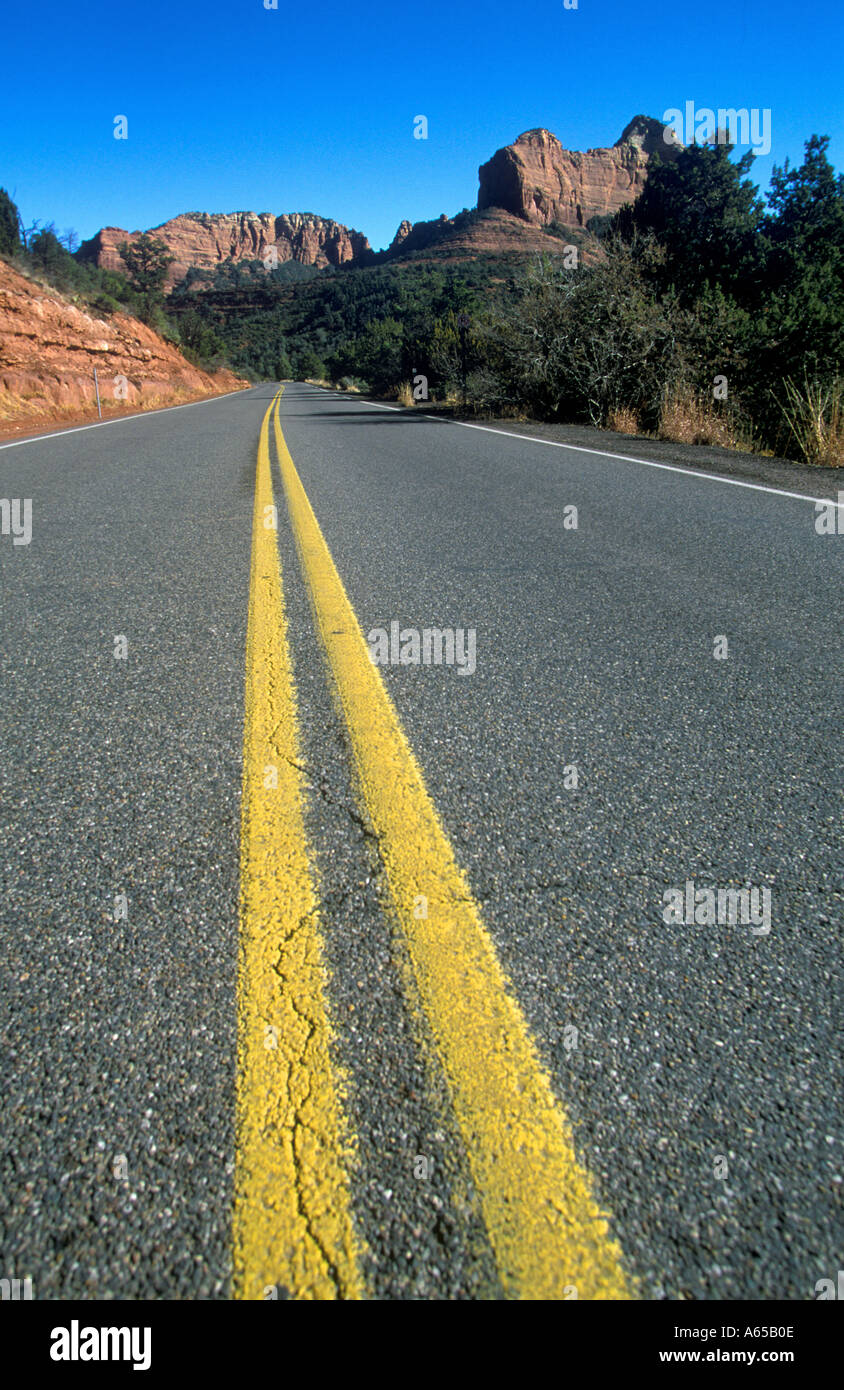 American road hi-res stock photography and images - Alamy