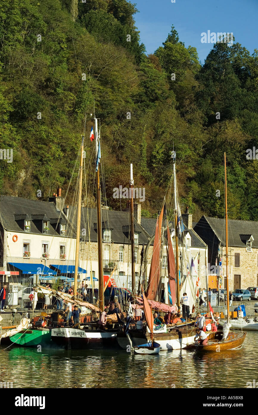 SAILBOATS MARINA HARBOUR AND RANCE RIVER DINAN BRITTANY FRANCE Stock ...