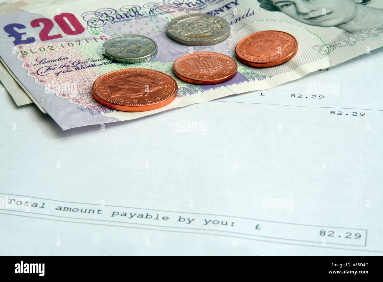 Payment notes hi-res stock photography and images - Alamy