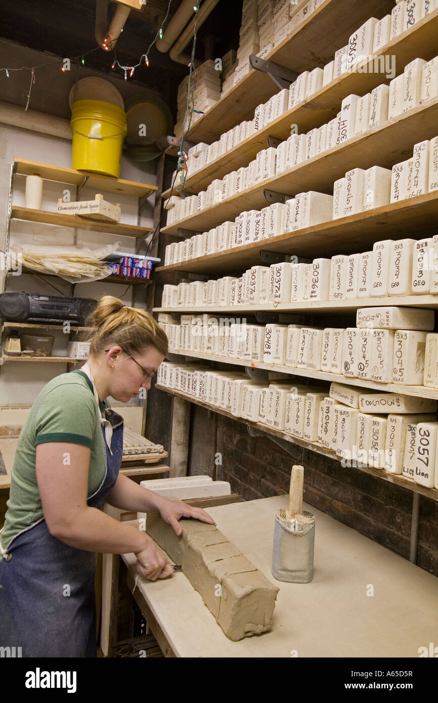 Detroit pottery studio clay hi-res stock photography and images - Alamy