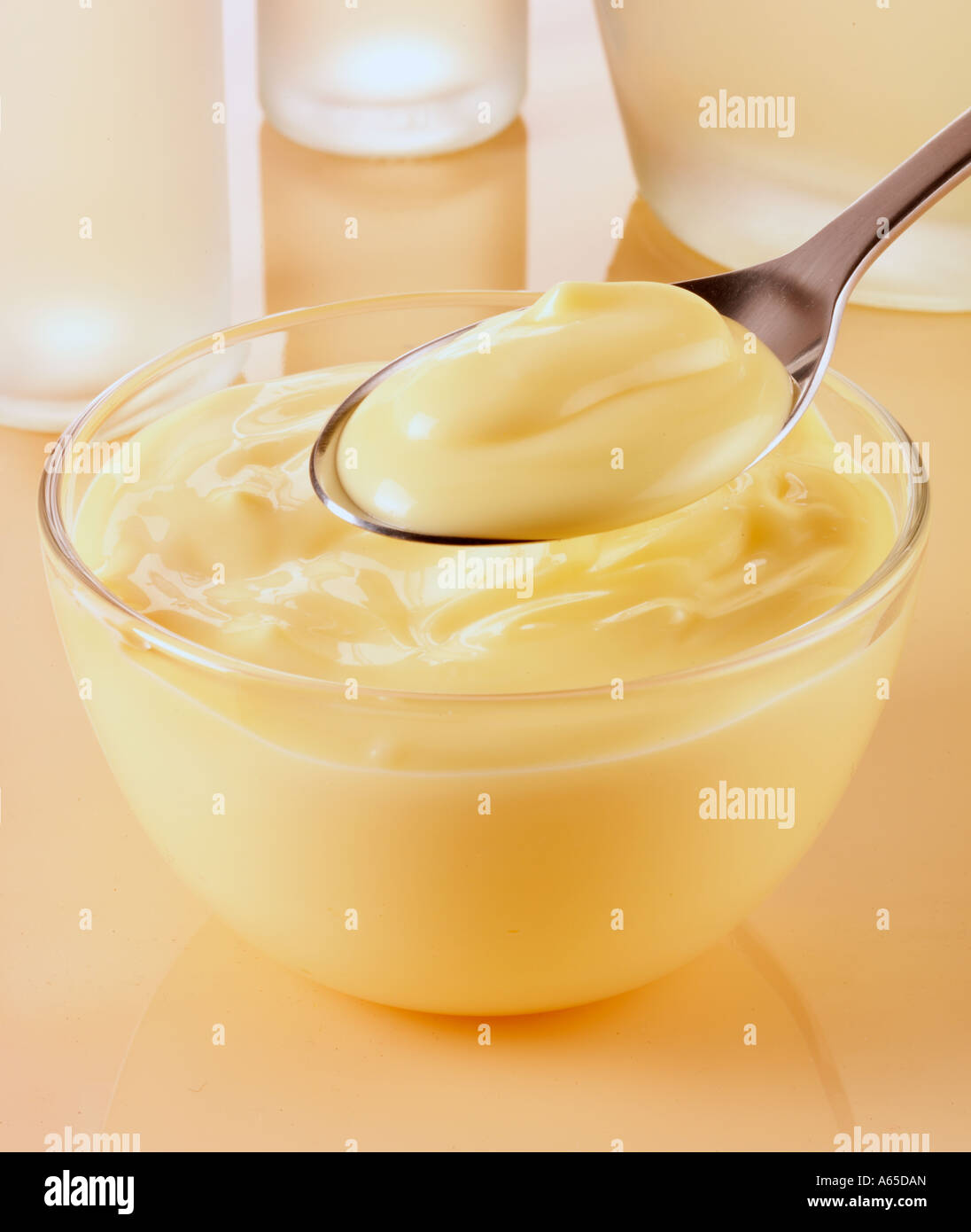 BOWL OF CUSTARD Stock Photo - Alamy