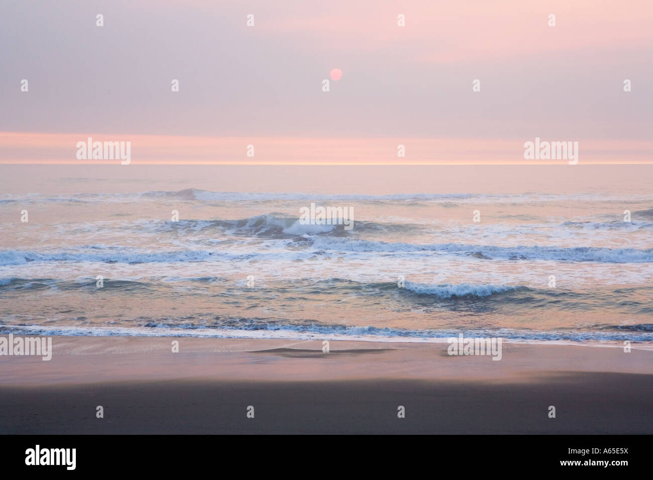 Pink sunset over Pacific Ocean Northern California USA Stock Photo - Alamy
