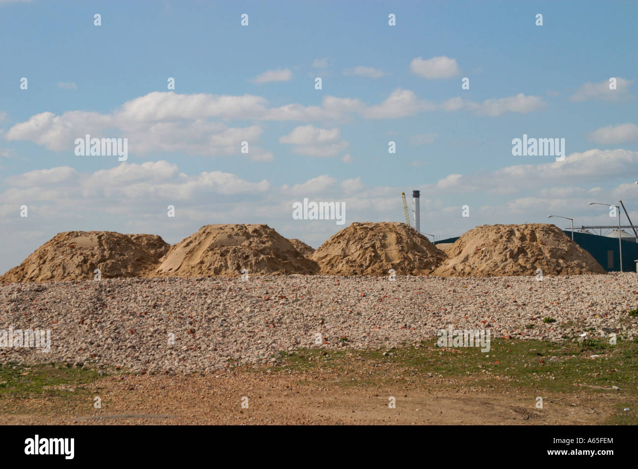 Sand stockpile hi-res stock photography and images - Alamy