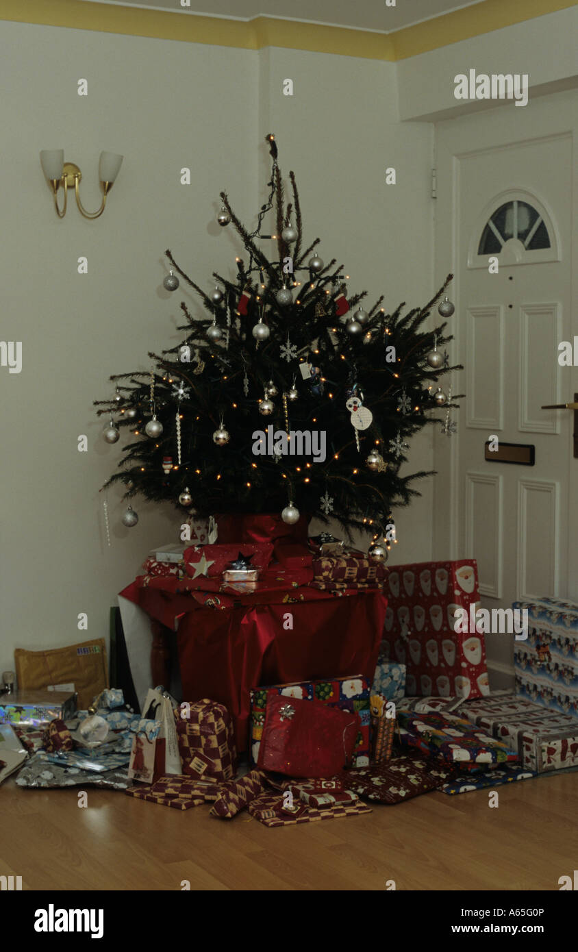 Christmas tree presents underneath hi-res stock photography and images ...
