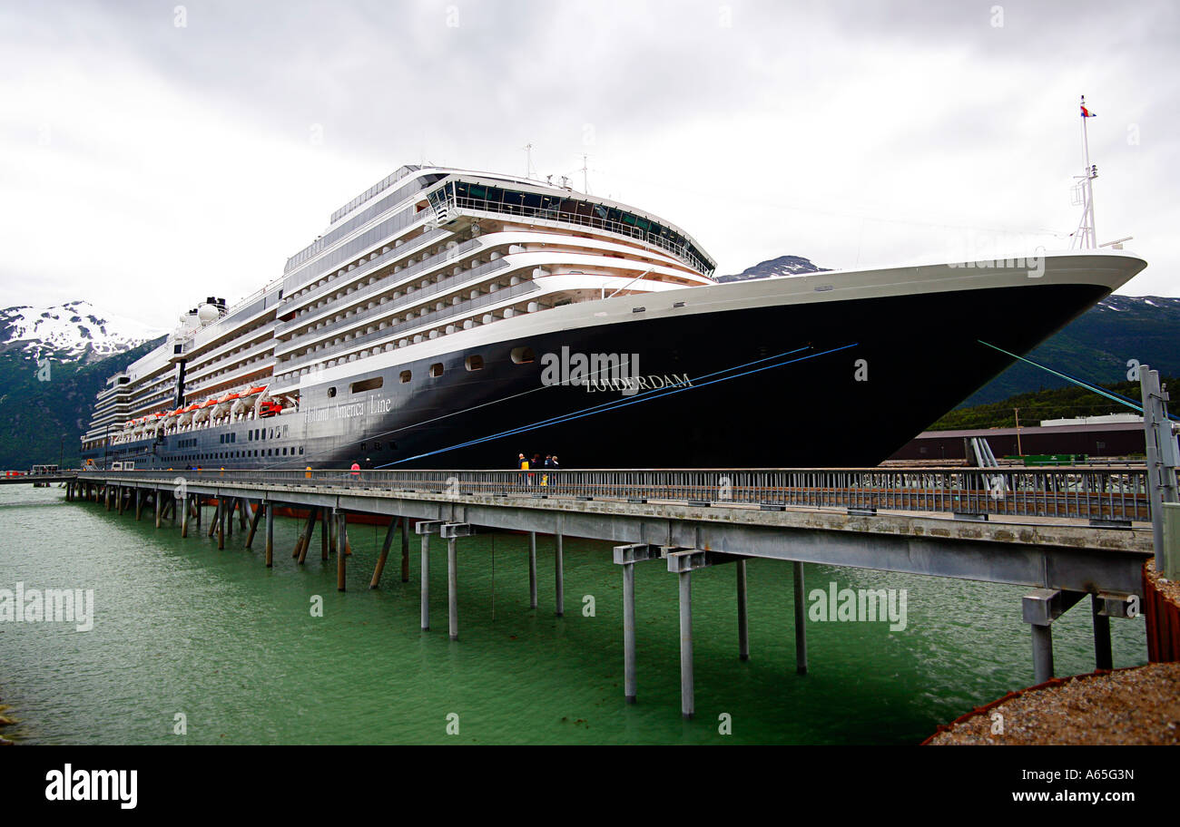 Ocean Liner 2 Stock Photo - Alamy