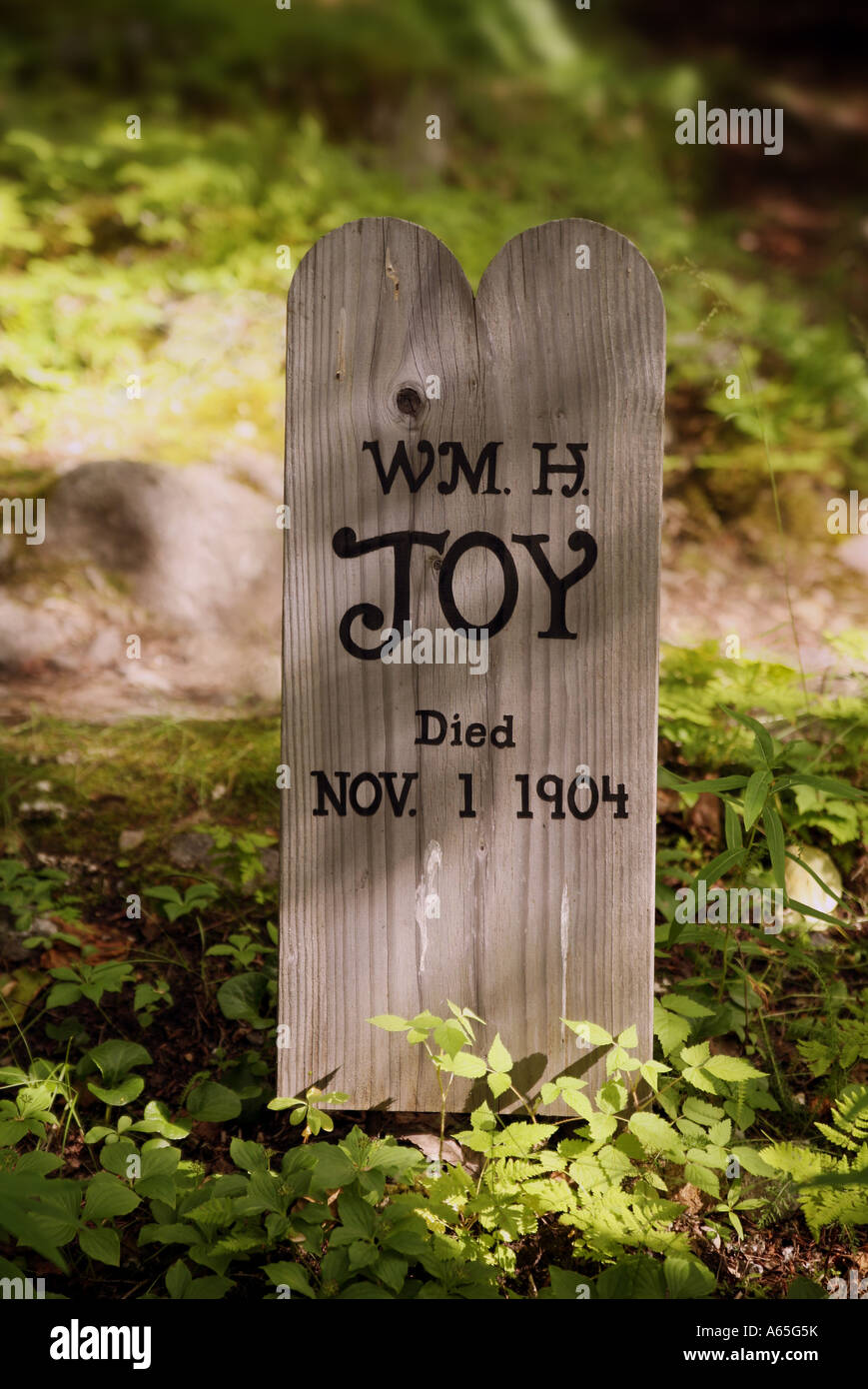 Wooden Grave Marker Alaska Stock Photo - Alamy