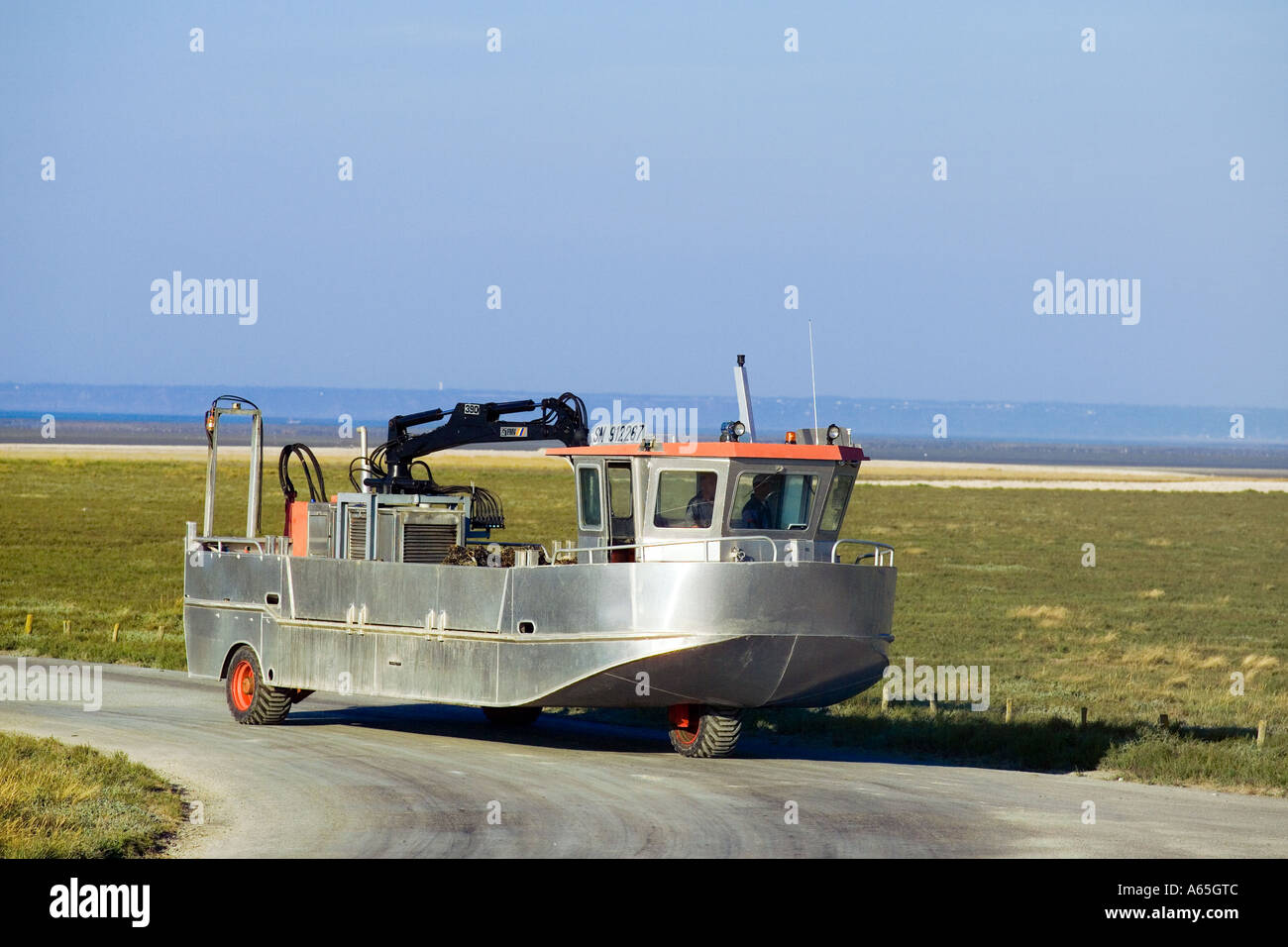 AMPHIBIAN TRUCK FOR MUSSEL GATHERING BRITTANY FRANCE Stock Photo - Alamy