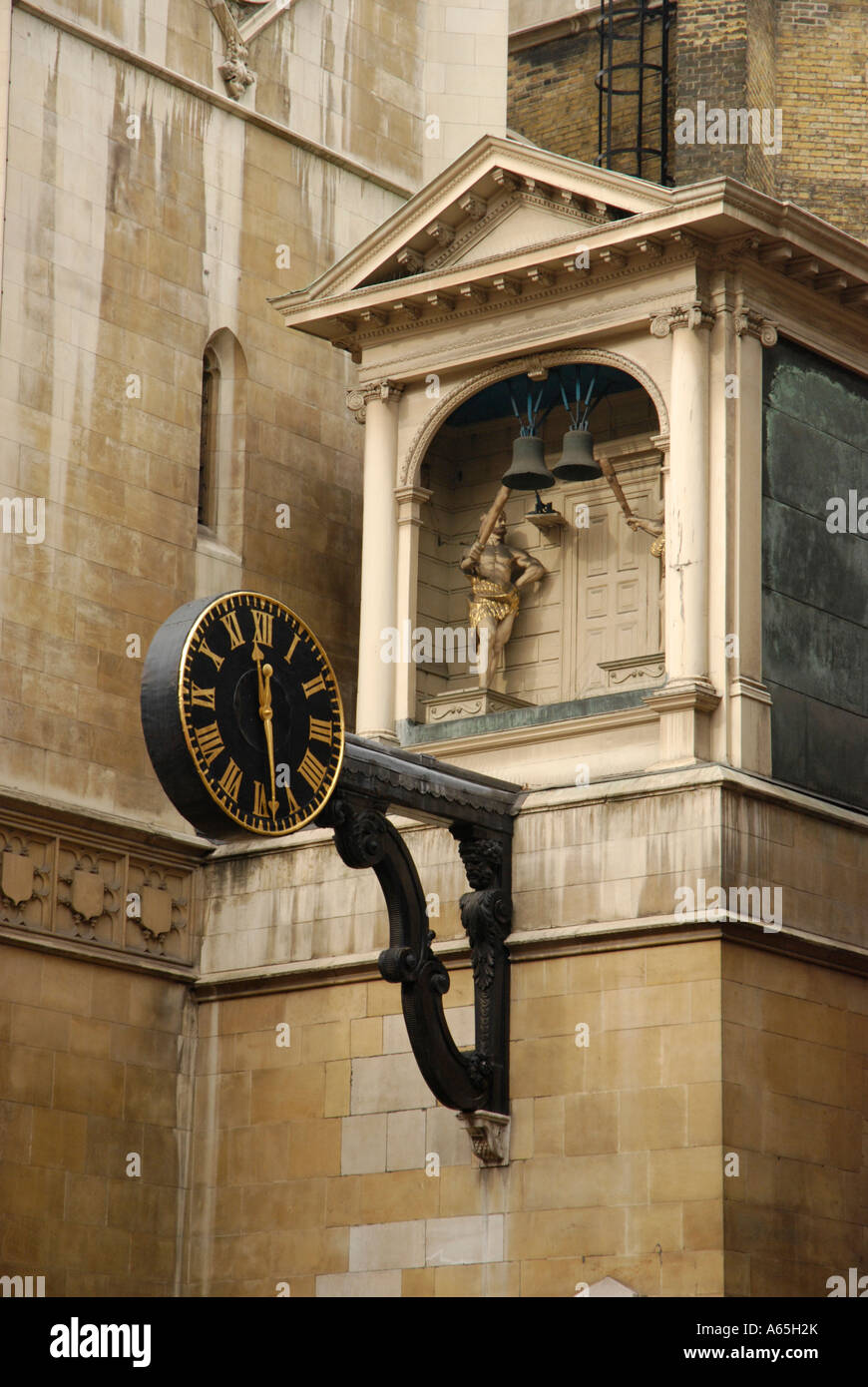 St dunstans in the west hi-res stock photography and images - Alamy