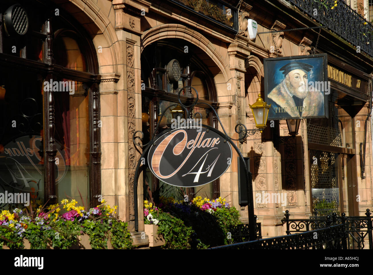 Audley pub hi-res stock photography and images - Alamy