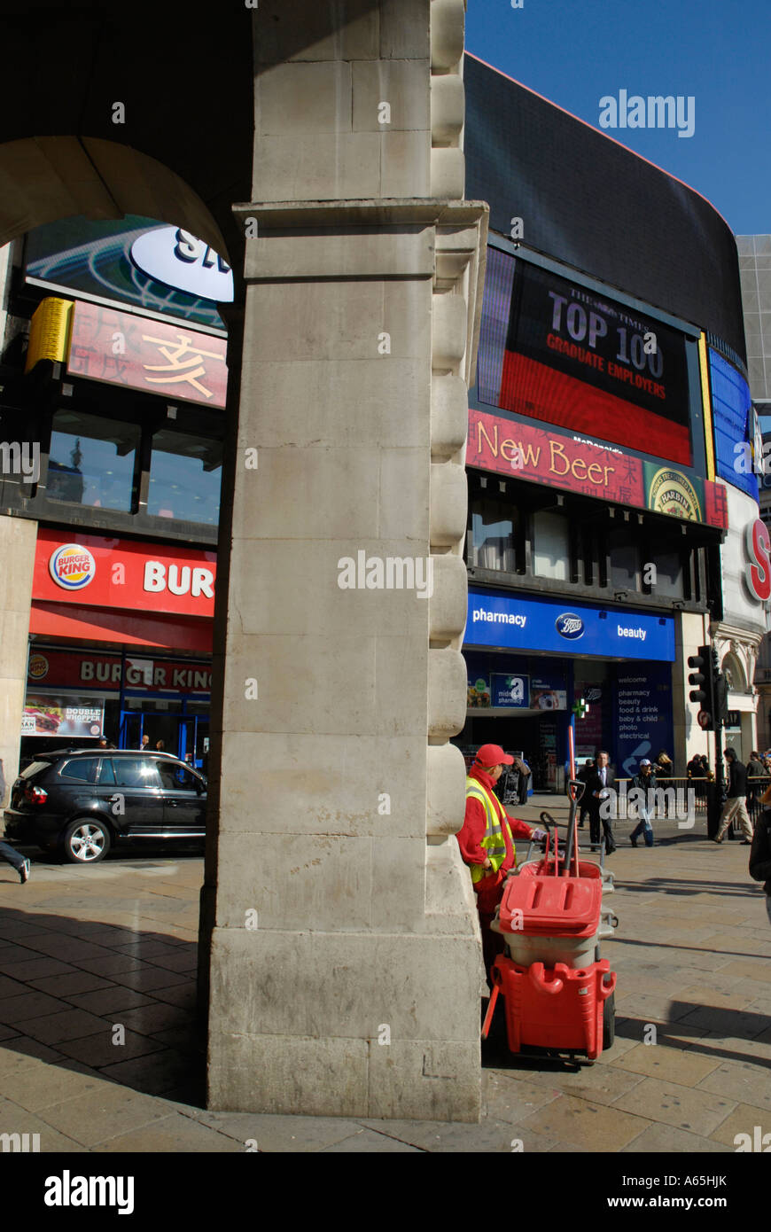 Street cleaner london england hi-res stock photography and images - Alamy