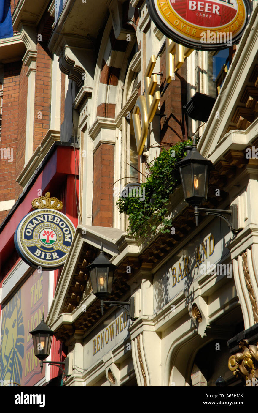 De hems pub hi-res stock photography and images - Alamy