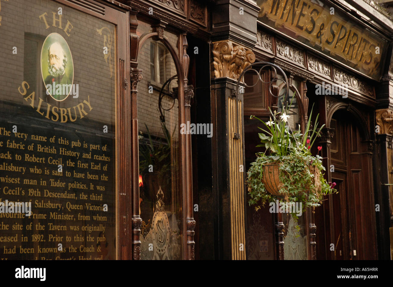 Exterior of the Salisbury pub with sign about the pub's history, St ...