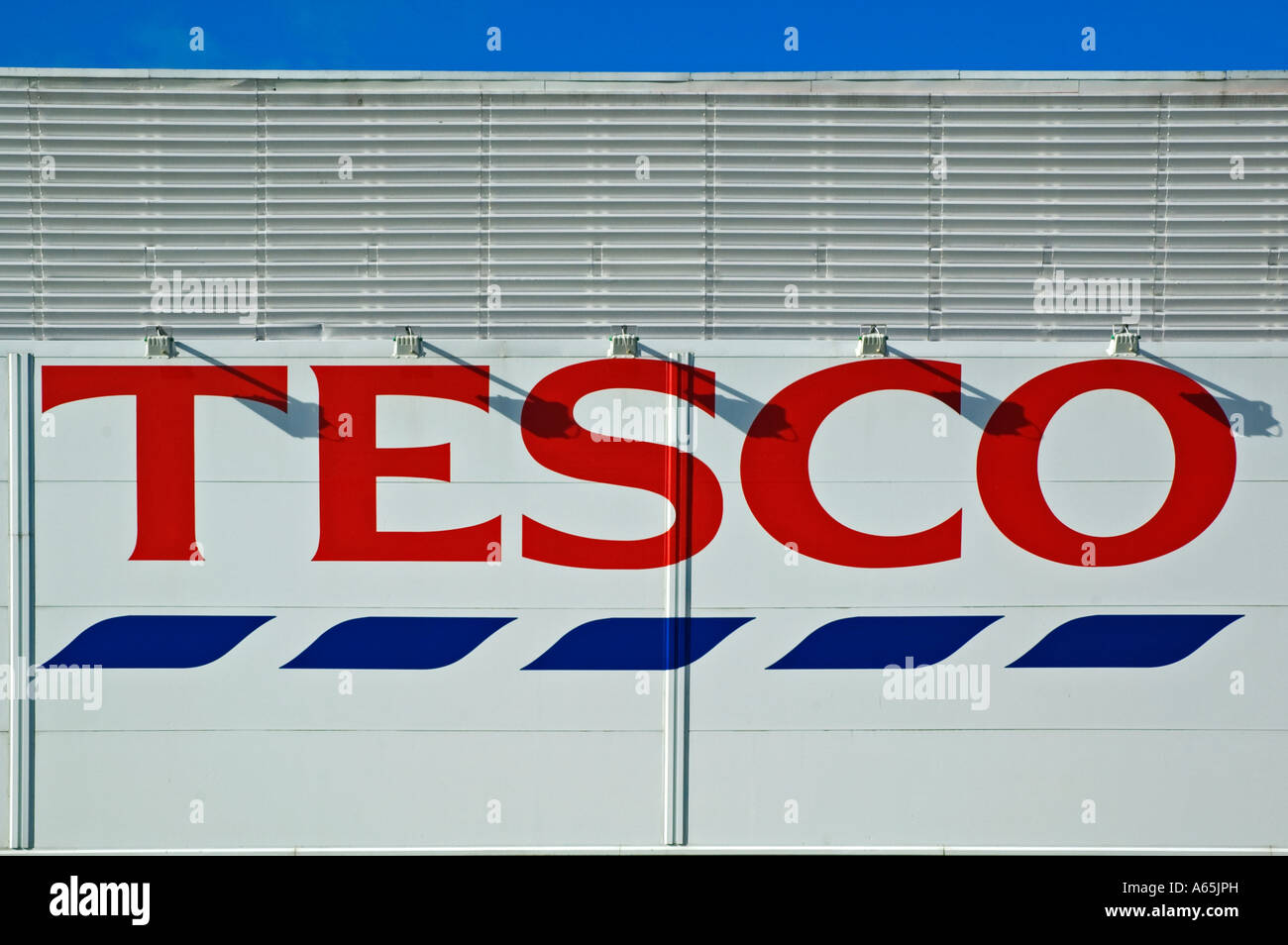 tesco store sign Stock Photo - Alamy