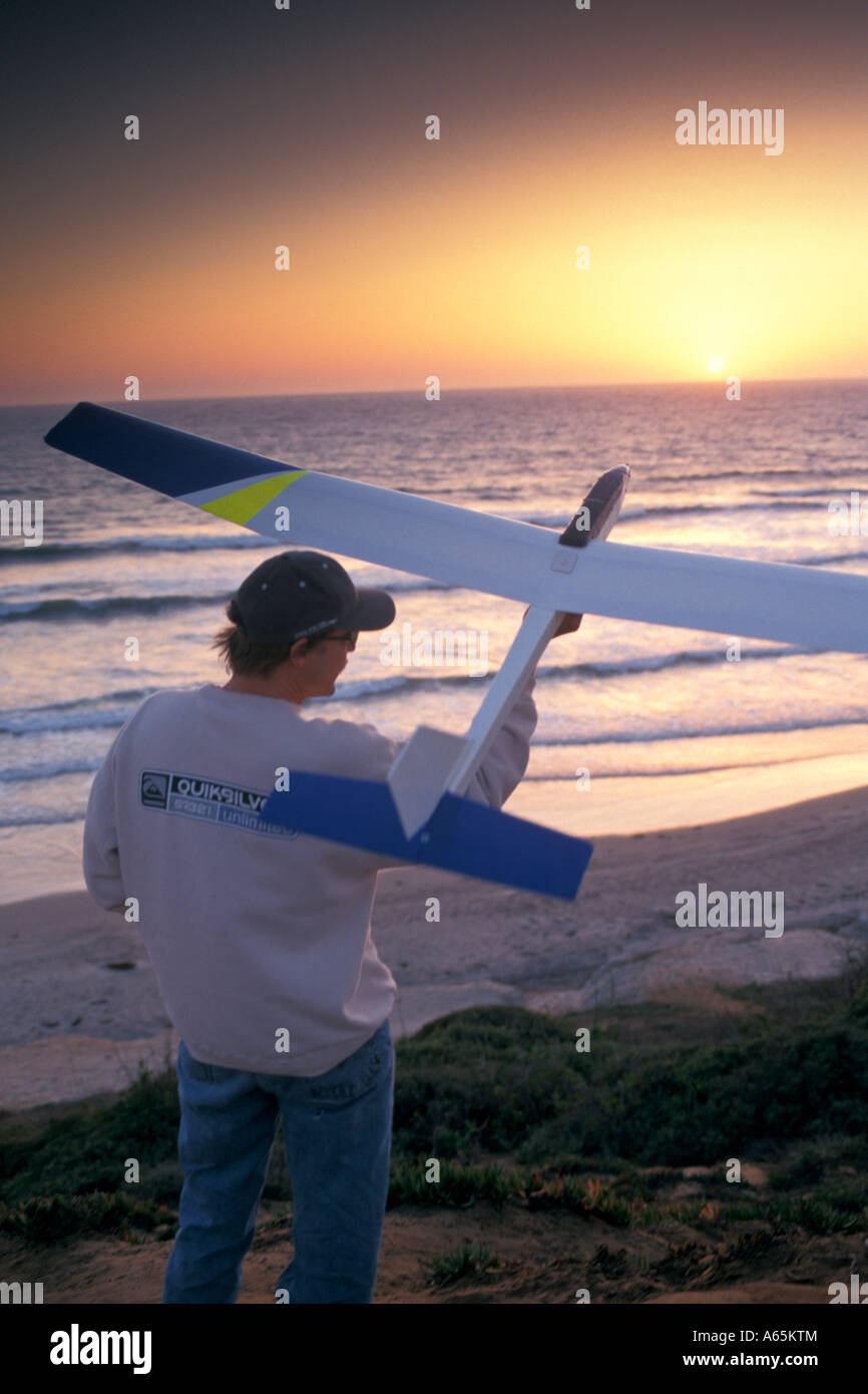 Guy launch hi-res stock photography and images - Alamy