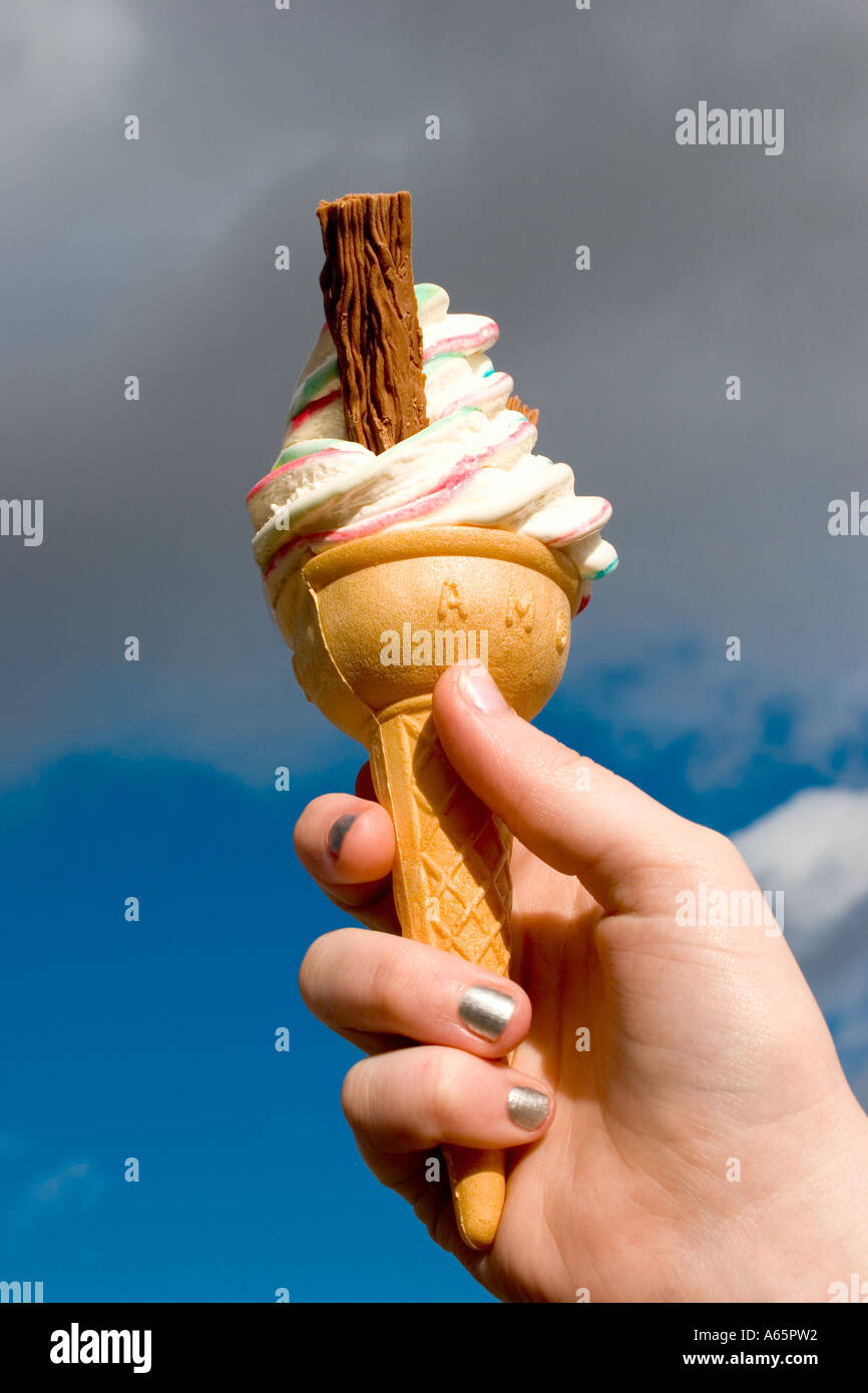 Ice cream with flake Stock Photo - Alamy