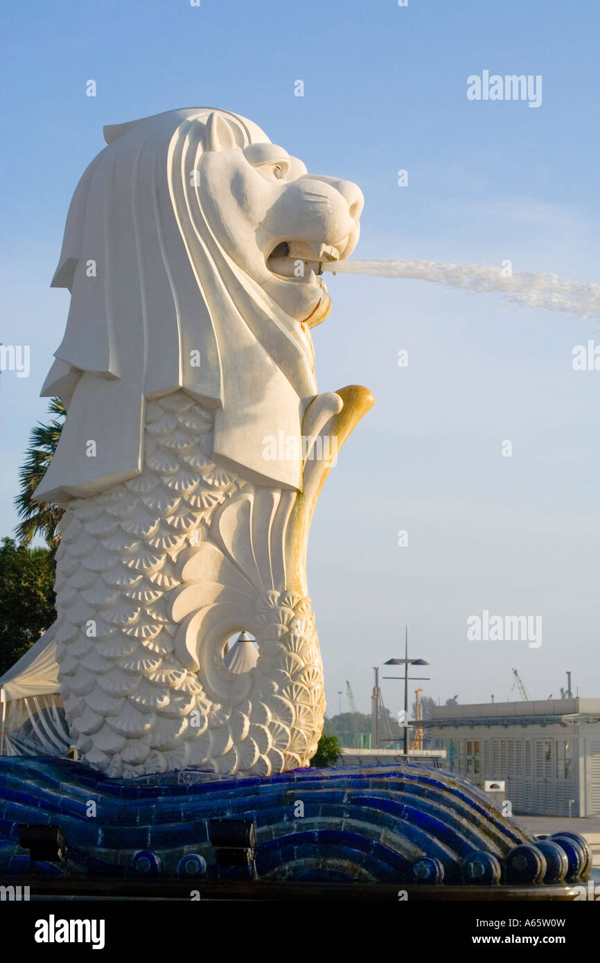 Merlion murlion mirlion singapore hi-res stock photography and images ...