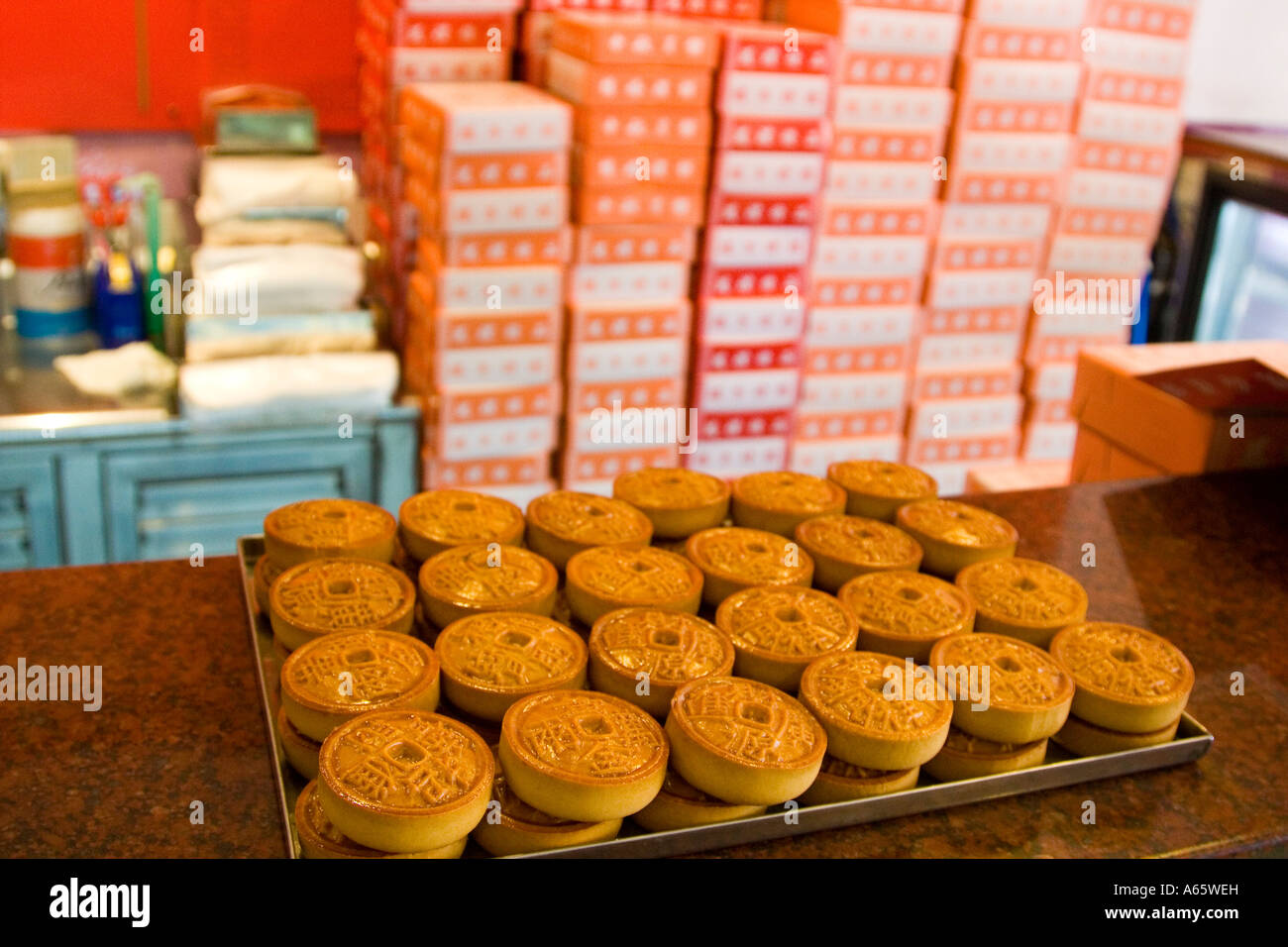 Golden Coin Cookies 4th Generation Owned Tong Heng Bakery Chinatown ...
