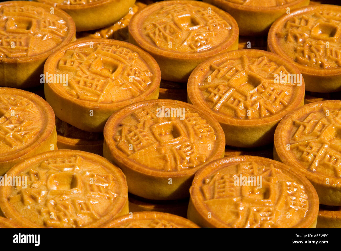 Golden Coin Cookies 4th Generation Owned Tong Heng Bakery Chinatown ...